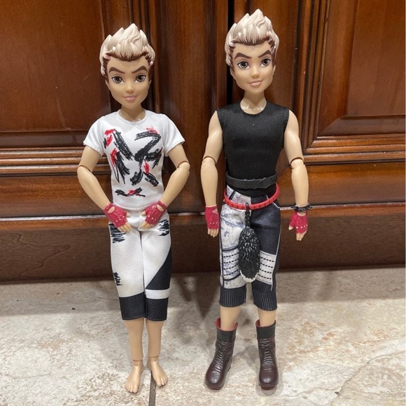 Toys | Disney Descendants Carlos Boy Doll | Poshmark